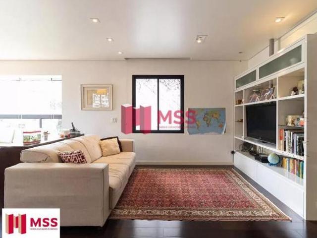 Apartamento à venda com 167m², 3 quartos e 3 vagas