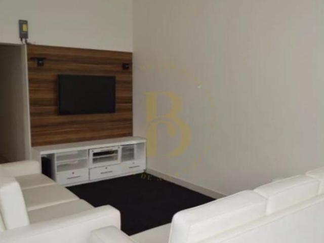 Apartamento à venda com 170 m², 4 quartos sendo 3 suítes, na Chácara Klabin. Prédio excelente