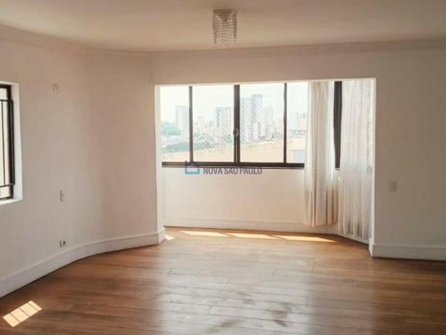 Apartamento à venda com 170m², 3 suítes e lazer completo