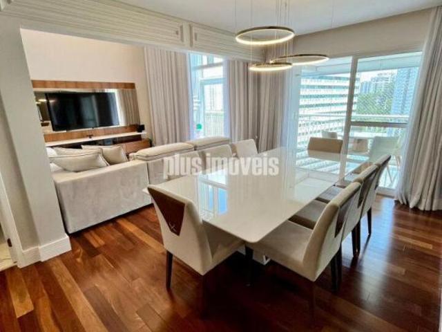 Apartamento à venda com 171m², 3 quartos e 3 vagas
