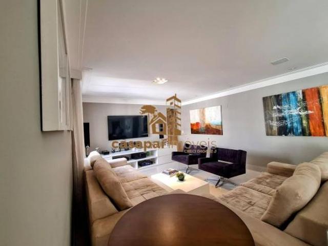 Apartamento à Venda com 177m², 4 Dormitórios e 4 Vagas no Campestre