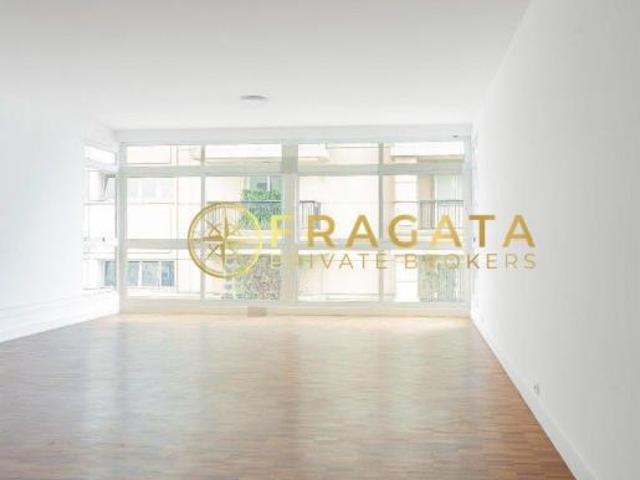 Apartamento à Venda com 180m², 3 Dormitórios, 1 Suíte, 1 Vaga no Jardim América SP