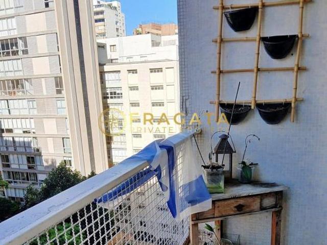 Apartamento á venda com 180m², 3 dormitórios e 1 vaga em Higienópolis SP