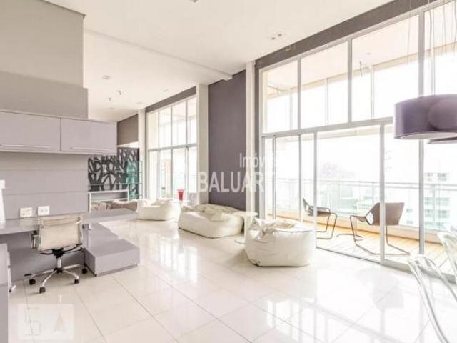 Apartamento à venda com 187m², 2 quartos e 2 vagas