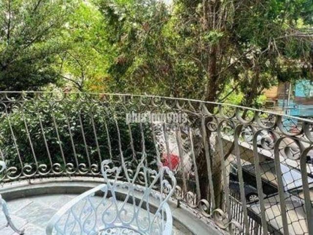 Apartamento à venda com 188m², 3 quartos e 2 vagas