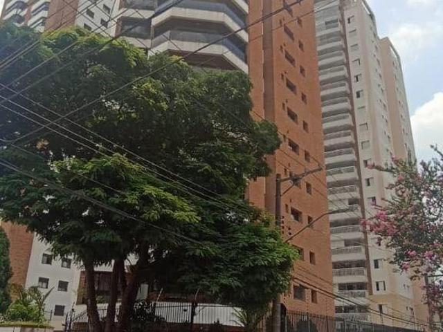 Apartamento à venda com 198m², 4 quartos e 3 vagas