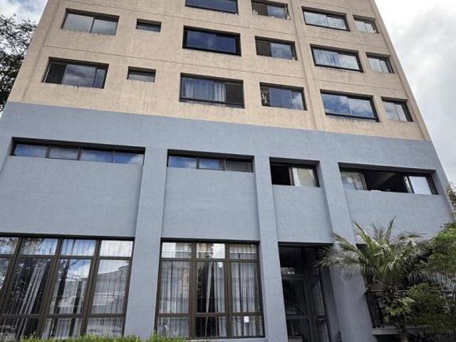 Apartamento á venda com 1 dormitório, 2 vagas, São Pelegrino, Caxias do Sul, RS