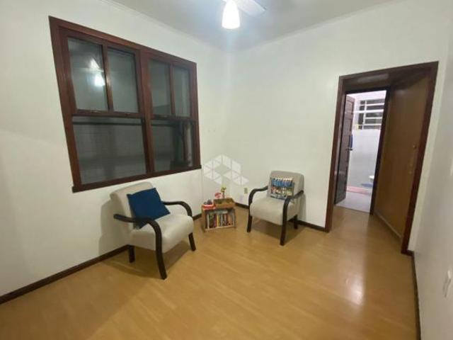 APARTAMENTO Á VENDA COM 1 DORMITÓRIO, NO BAIRRO SANTO ANTÔNIO, PORTO ALEGRE/RS
