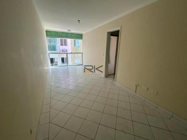 Apartamento à venda com 1 dormitório,sala,cozinha e lavanderia