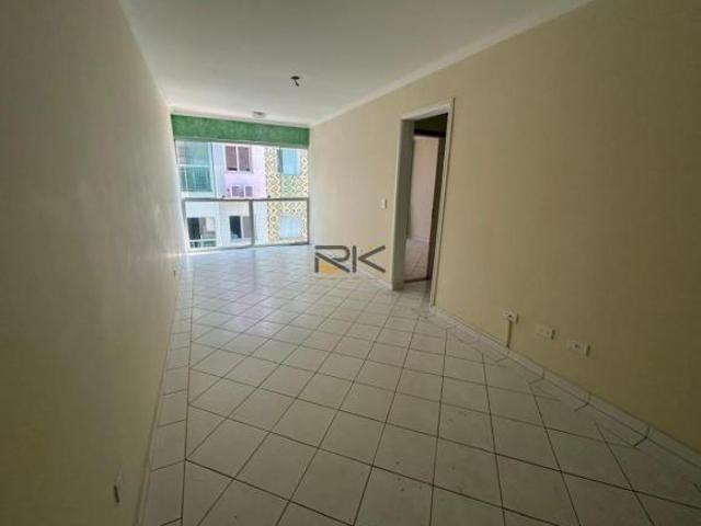Apartamento à venda com 1 dormitório,sala,cozinha e lavanderia