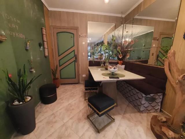 Apartamento à venda com 1 quarto na Guilhermina Praia Grande SP