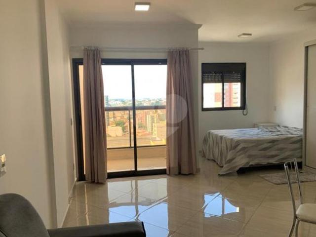 Apartamento à venda com 1 quarto no condomínio Edifício Noblesse xv, São Carlos
