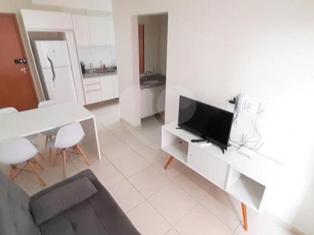 Apartamento à venda com 1 quarto no condomínio Residencial Pieta, São Carlos