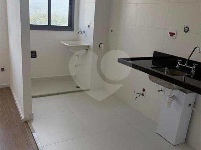 Apartamento à venda com 1 quarto no condomínio Soma Galeria, Mogi das Cruzes