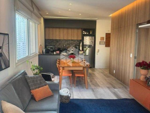 Apartamento à Venda com 1 Quarto sendo 1 Suíte e 1 Vaga de Garagem