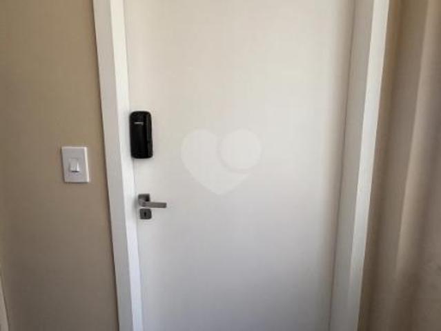 Apartamento á venda com 1 quartos no centro de Curitiba
