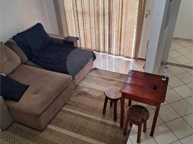 Apartamento à venda com 1 suíte no condomínio Edifício Asia, São Carlos