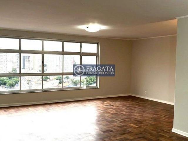 Apartamento á venda com 200m², 3 quartos sendo 1 suíte e 2 vagas Lapa/SP