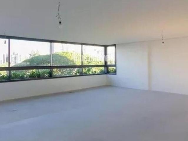 Apartamento à venda com 201m², 3 quartos e 3 vagas