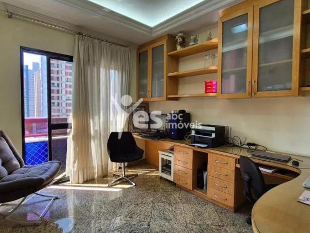 Apartamento à venda com 202m², 4 quartos e 5 vagas Bairro Jardim REF: 20068