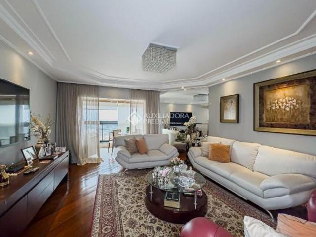 Apartamento à venda com 208m², 4 dormitórios, 3 suítes, 4 vagas Jardim do Mar São Bernardo do Campo