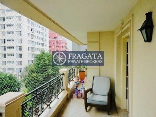 Apartamento á venda com 20m² 3 suítes 4 vagas no Jardim Paulista