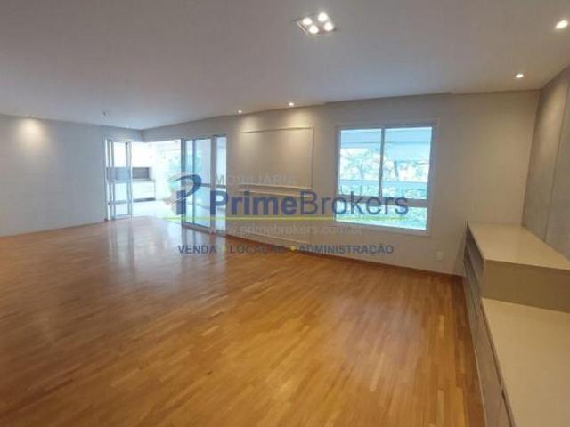 Apartamento á venda com 210m² 4 quartos, 1 suite Varanda Gourmet, 3 Vagas, Vila Olimpia