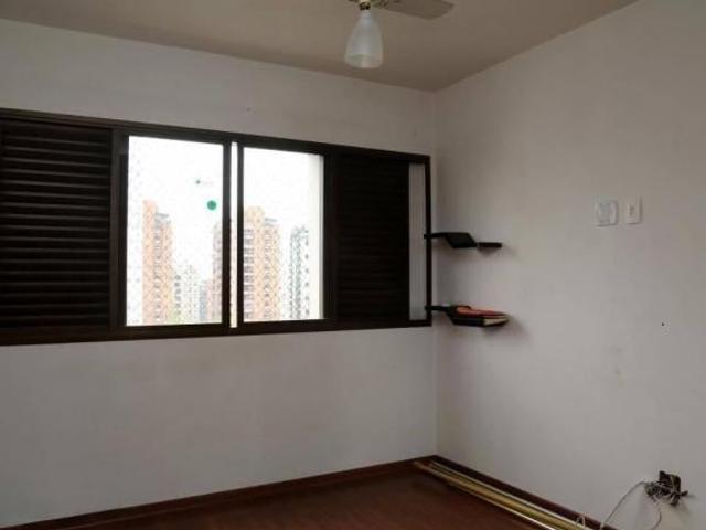 Apartamento à venda com 217m², 3 quartos e 4 vagas
