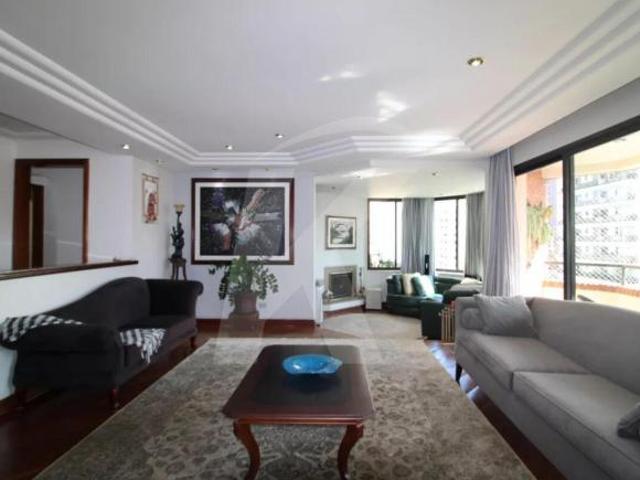 Apartamento à venda com 223m² 4 quartos 2 suítes e 3 vagas