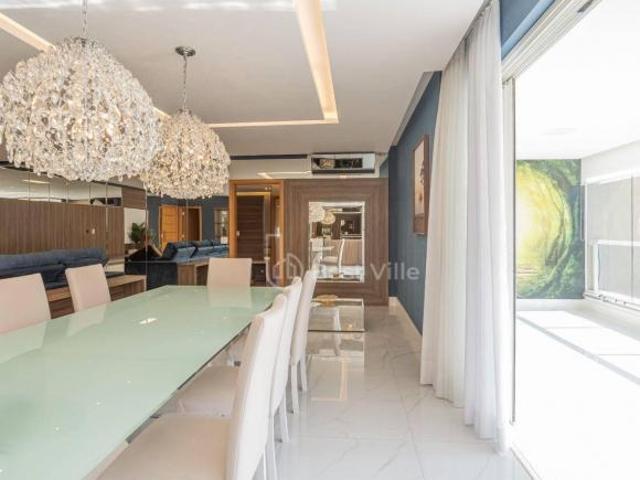 Apartamento à venda com 224m², no Condomínio Edifício Boulevard Tamboré Alphaville Santana de P