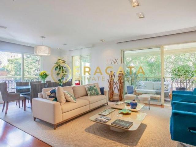 Apartamento à venda com 228 m² 3 quartos sendo todos suítes e 4 vagas Perdizes/SP