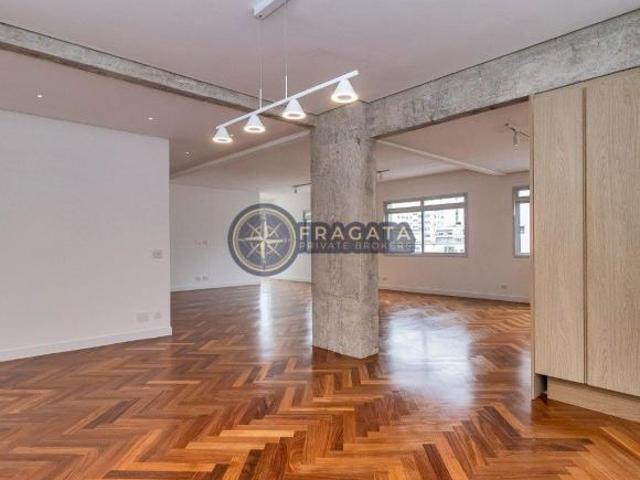 Apartamento à venda com 230,48 m², 3 dormitórios e 2 vagas Higienópolis, São Paulo/SP