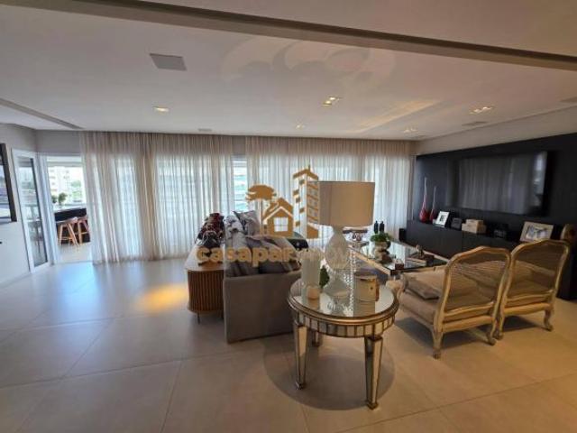 Apartamento à Venda com 234m² no Reserva Cerâmica, 3 Suíte com 4 Vagas