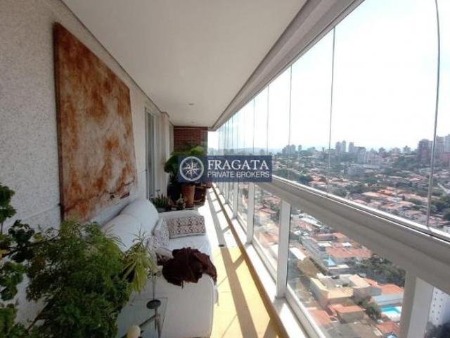 Apartamento à venda com 261m² 3 suítes e 4 vagas de garagem Alto de Pinheiros/SP