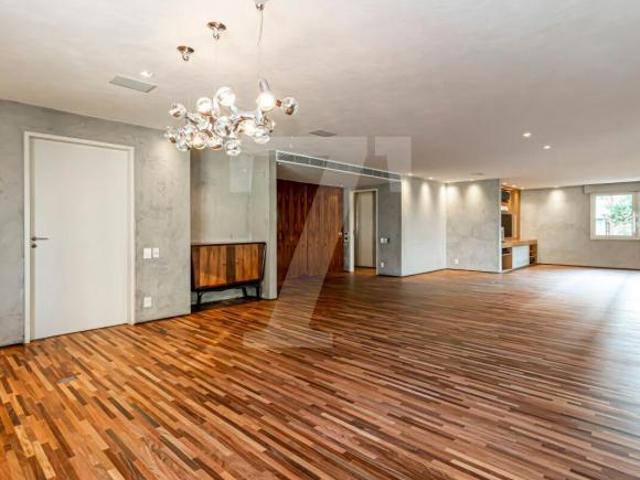 Apartamento à venda com 278 m², 3 suítes, localizado no Jardim Europa