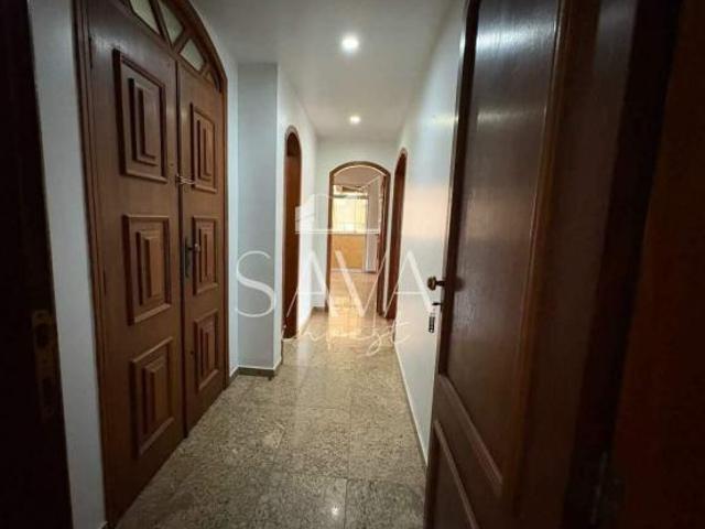 Apartamento à venda com 289,56 m² no Centro