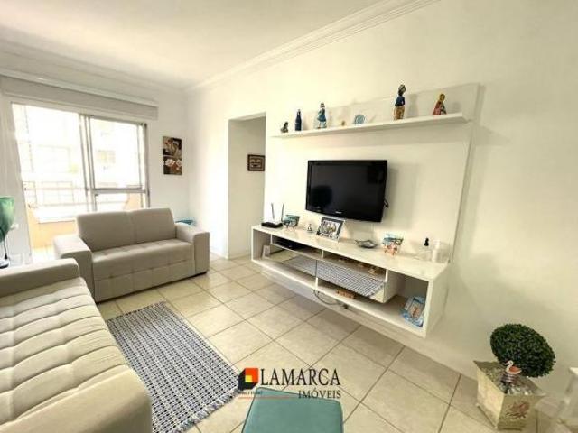 Apartamento a venda com 2 dts. no Guaruja