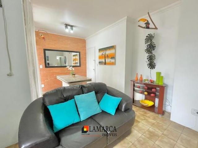 Apartamento a venda com 2 dts. no Guaruja