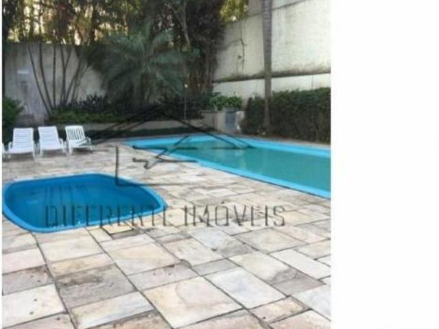 Apartamento a venda com 2 dorm. 2 vagas. Campo Belo