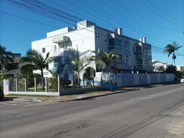 Apartamento a venda com 2 dormitorios na Praia da Cal em Torres/RS