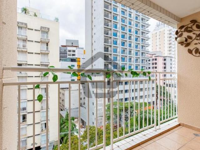 Apartamento à Venda com 2 Dormitórios na Vila Olímpia