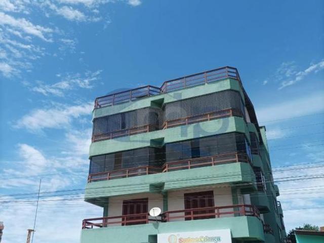 Apartamento á venda com 2 dormitórios no centro de Torres/RS