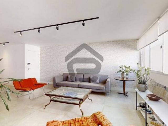 Apartamento à Venda com 2 Dormitórios no Itaim Bibi