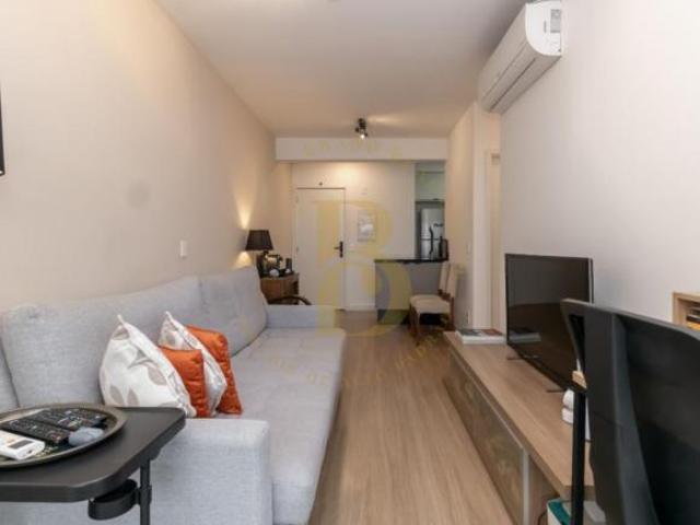 Apartamento à venda com 2 dormitórios, ao lado do Metrô