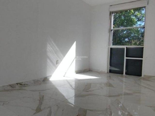 Apartamento a venda com 2 dormitórios bairro Humaitá em Porto Alegre