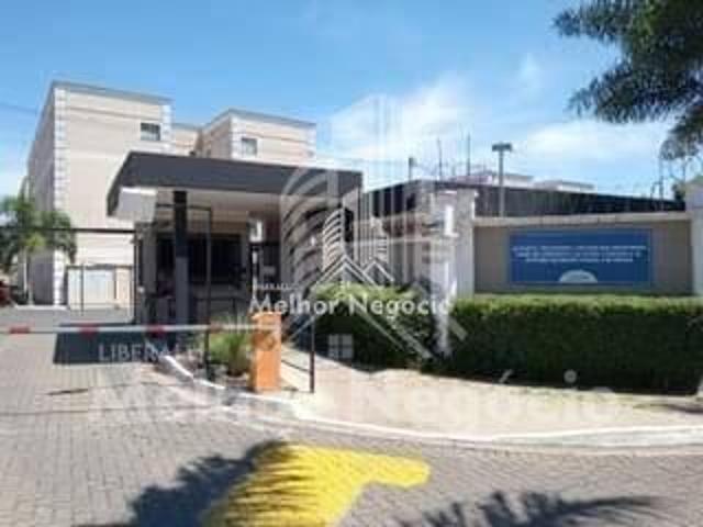 Apartamento à venda com 2 dormitórios. Excelente localização. Condomínio Parque Piazza Navona Pompé