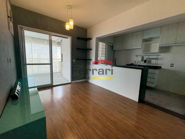 Apartamento à venda com 2 dormitórios e 1 vaga em Santa Teresinha