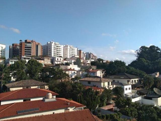 Apartamento à venda com 2 dormitórios e 1 vaga próximo ao Metrô Morumbi/São Paulo