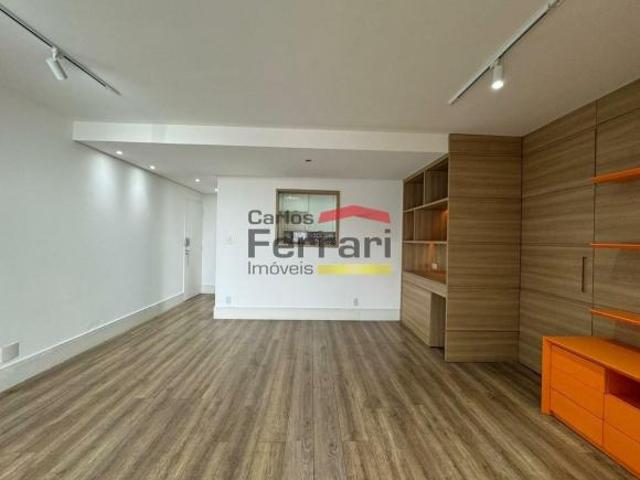 Apartamento à venda com 2 dormitórios e 2 vagas em Santana