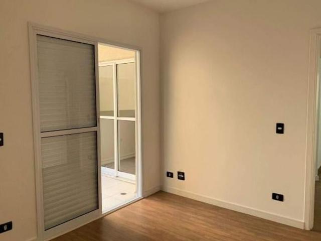 Apartamento à venda com 2 dormitórios e sacada no Centro de São Bernardo do Campo